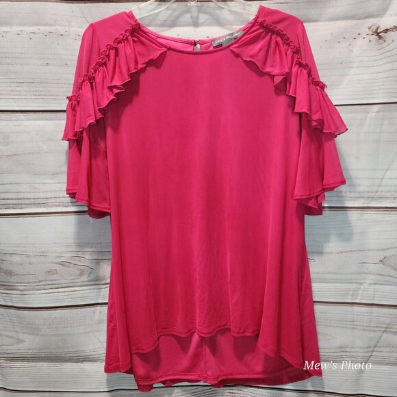 Kate & Mallory | Tops | Kate Mallory Knit Ruffle Short Sleeve Round ...